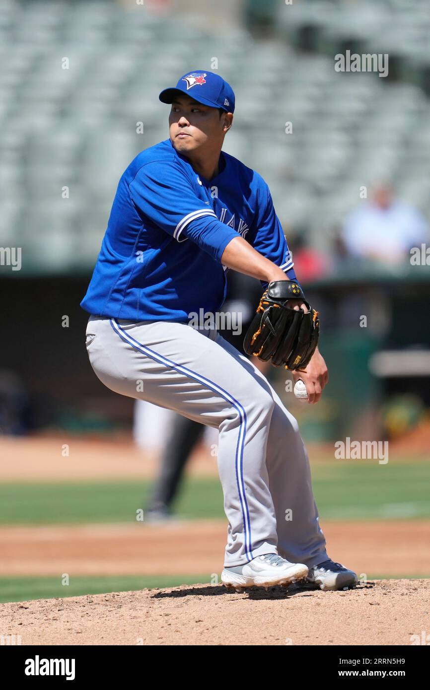 Toronto Blue Jays pitcher Hyun Jin Ryu during a baseball game against ...