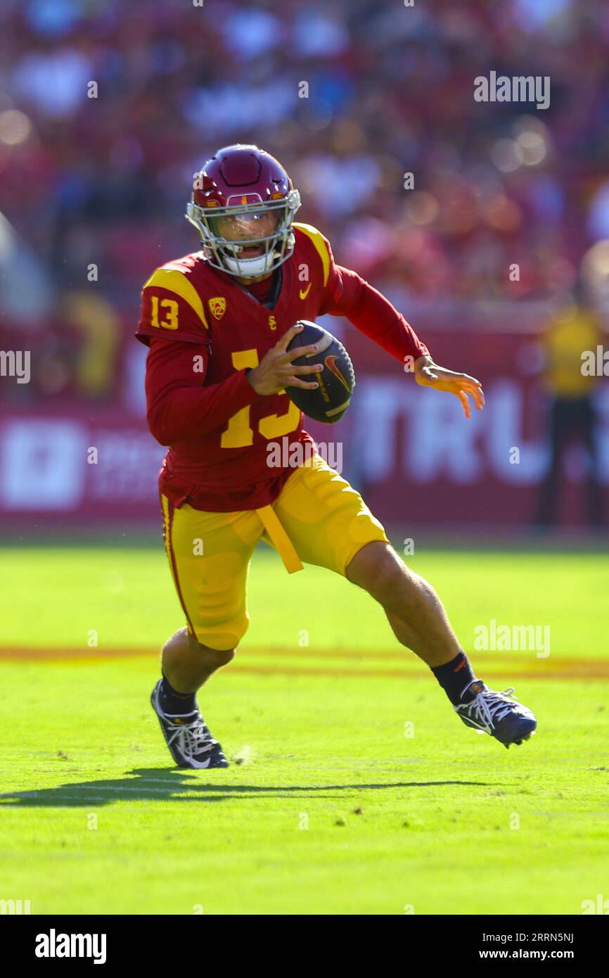 LOS ANGELES, CA - AUGUST 26: USC Trojans quarterback Caleb Williams (13 ...