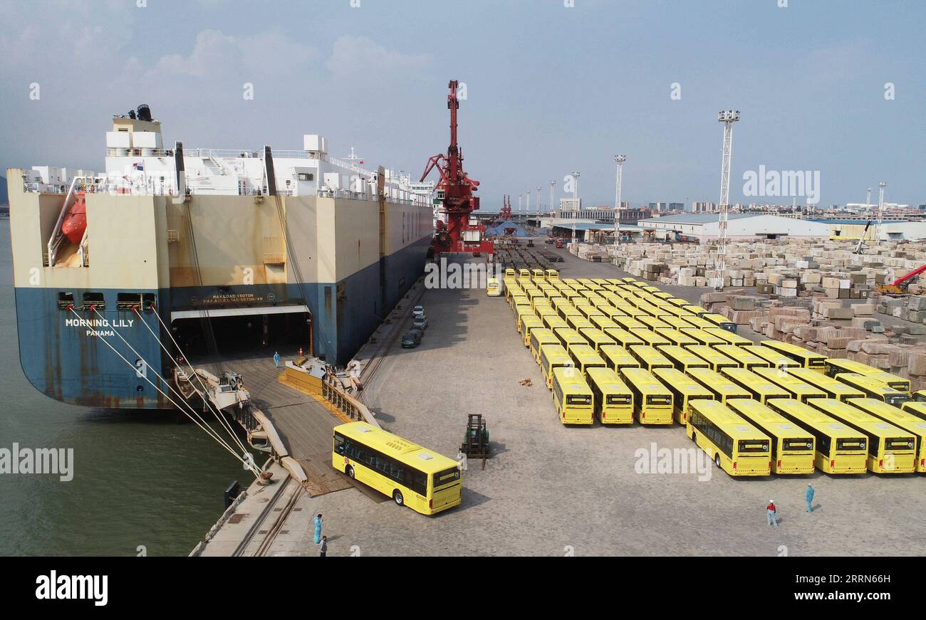 Arab school 2022 hi-res stock photography and images - Alamy