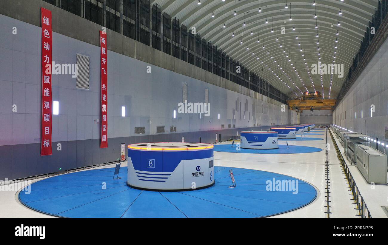 Hydro corridor hi-res stock photography and images - Alamy