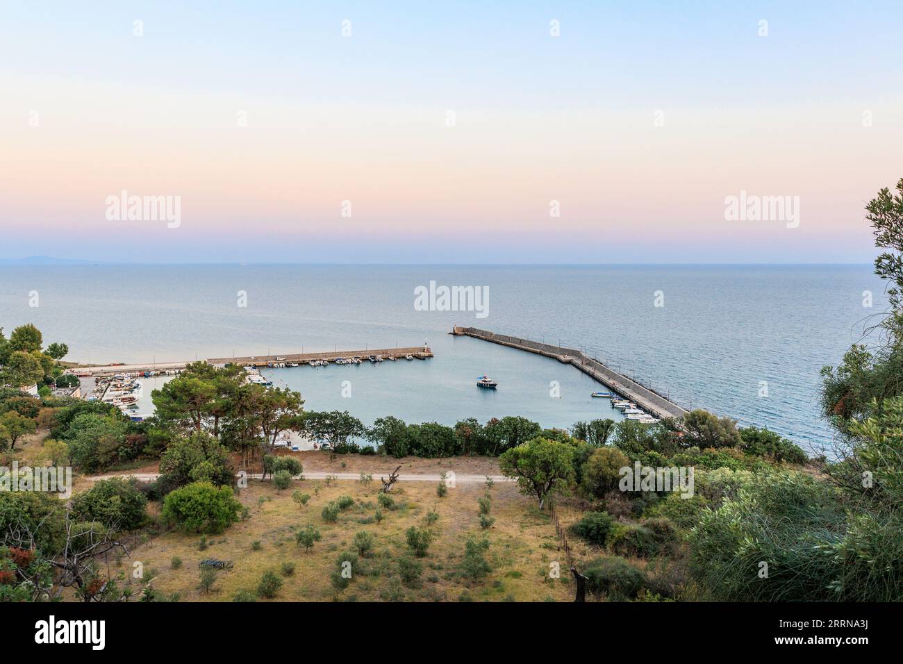 Entry island from the shore hi-res stock photography and images - Alamy