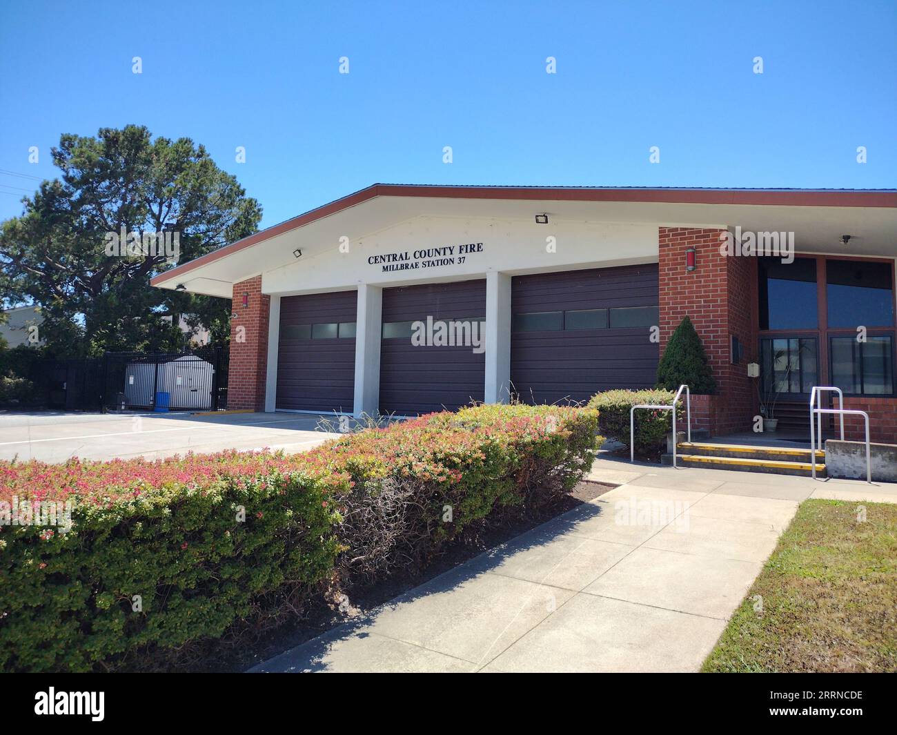 7-12-2023: Millbrae, California: Millbrae city center, constitution ...