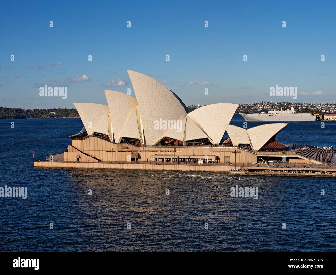 Sydney Australia / The Sydney Opera House in warm afternoon sunshine ...