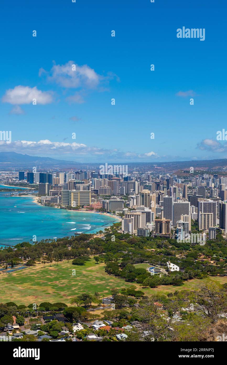 Honolulu beach and city view from Diamond Head lookout in Waikiki with ...