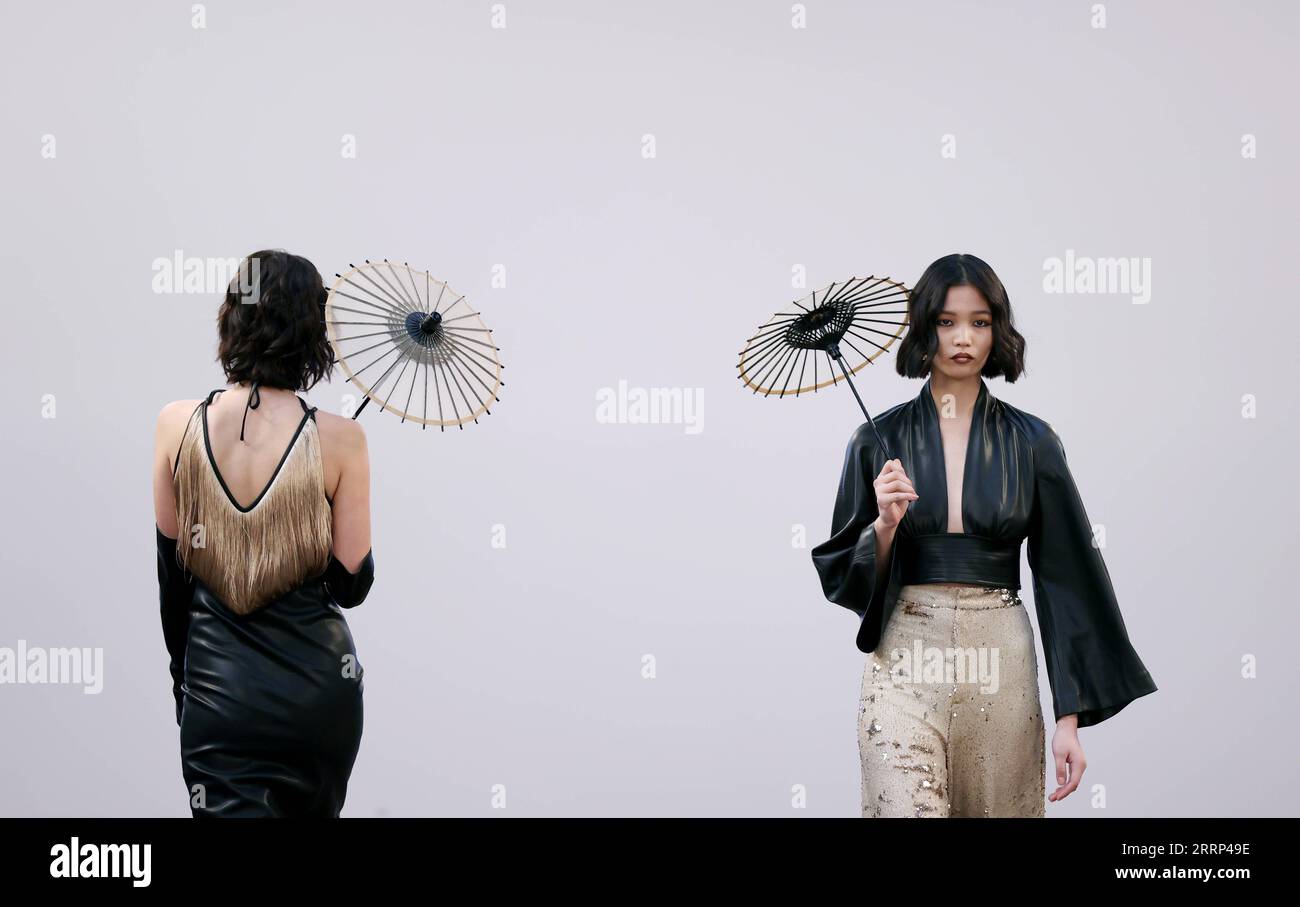 230218 -- LONDON, Feb. 18, 2023 -- Models present creations of Shuxuan G. at Fashion Scout China ...