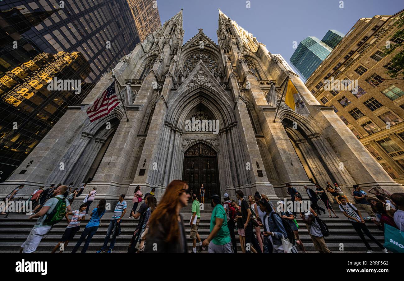 St. Patrick's Cathedral Manhattan New York, New York, USA Stock Photo ...
