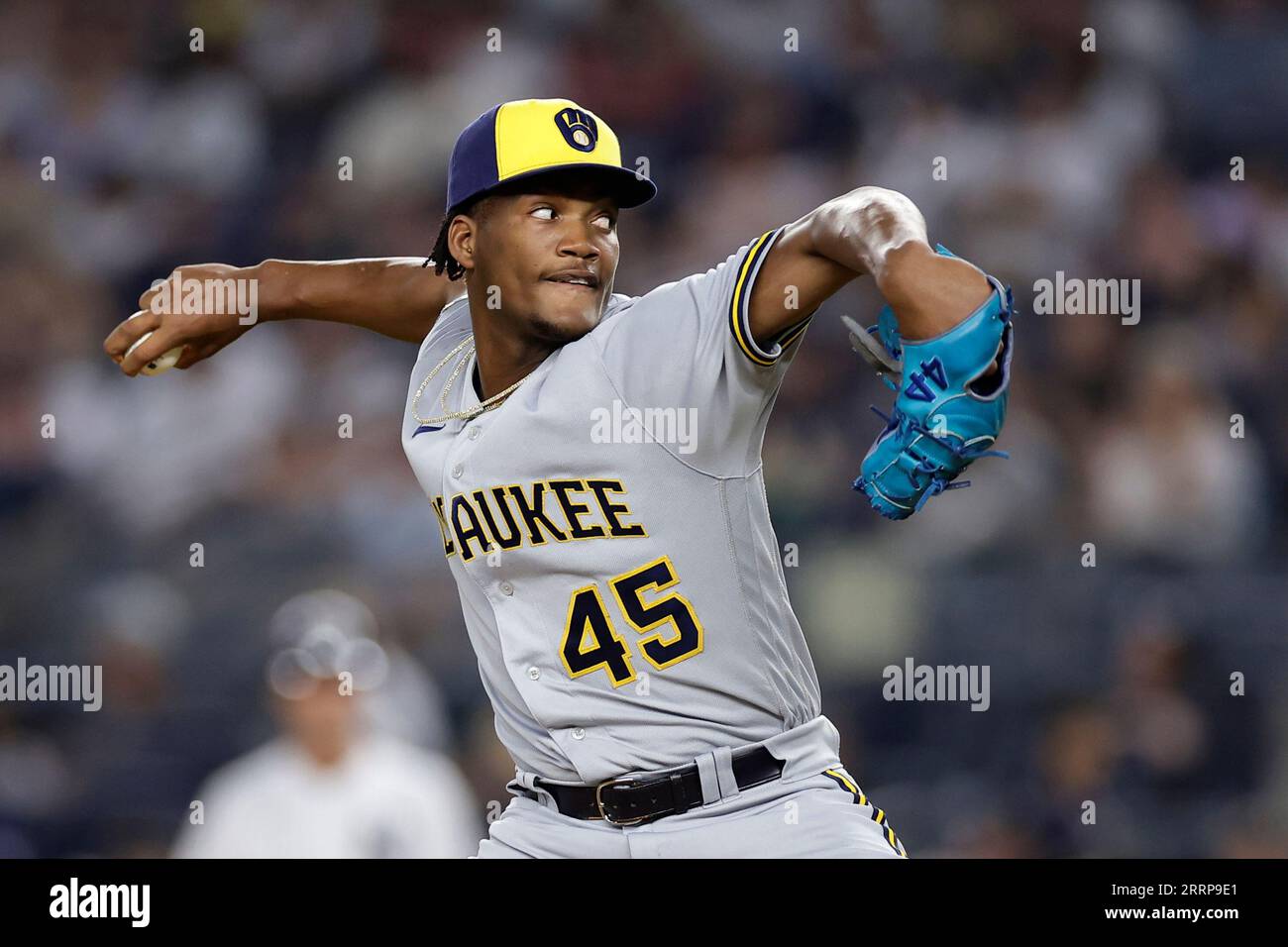 Milwaukee Brewers pitcher Abner Uribe (45) pitches against the New York ...