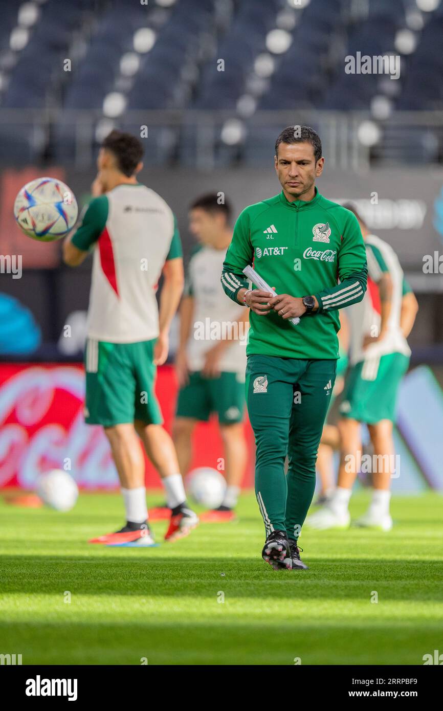 Arlington, Texas, USA. 8th Sep, 2023. JAMIE LOZANO, head coach for the ...