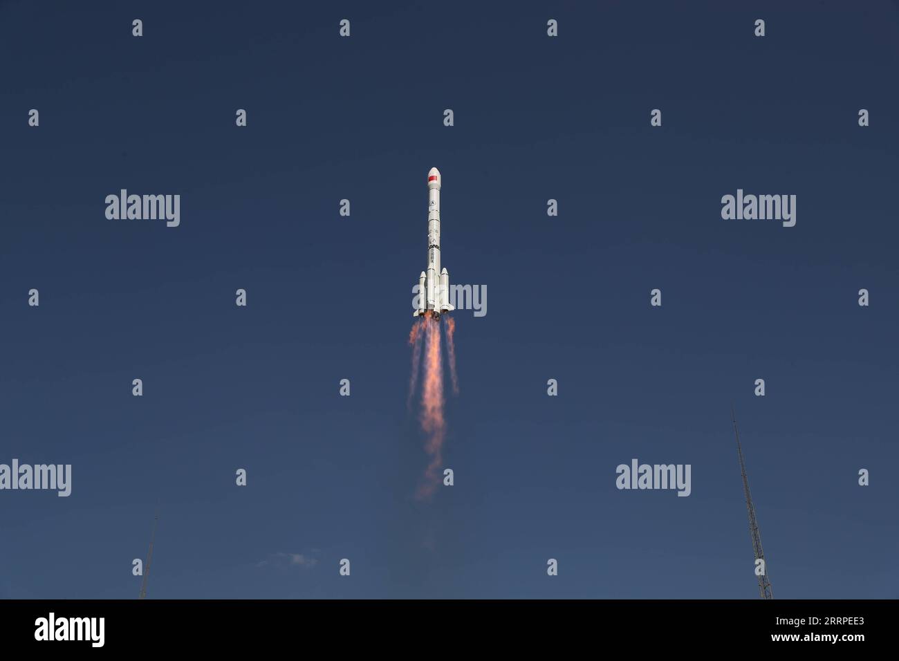 Launch estimation hi-res stock photography and images - Alamy