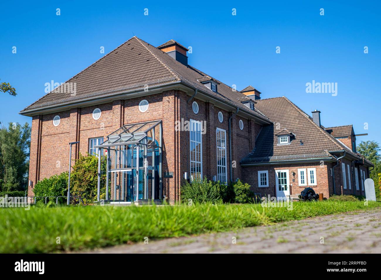 Disposal monuments hi-res stock photography and images - Alamy