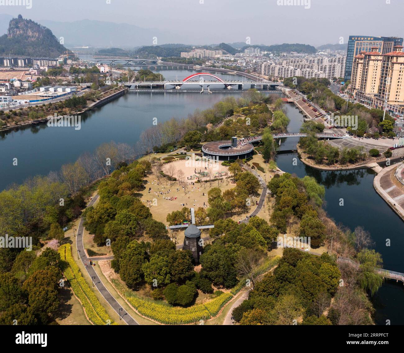 230321 -- HANGZHOU, March 21, 2023 -- This aerial photo taken on March ...