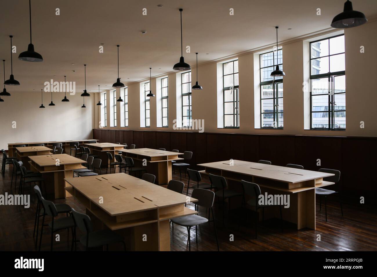 230324 -- SHANGHAI, March 24, 2023 -- This photo taken on March 18 ...