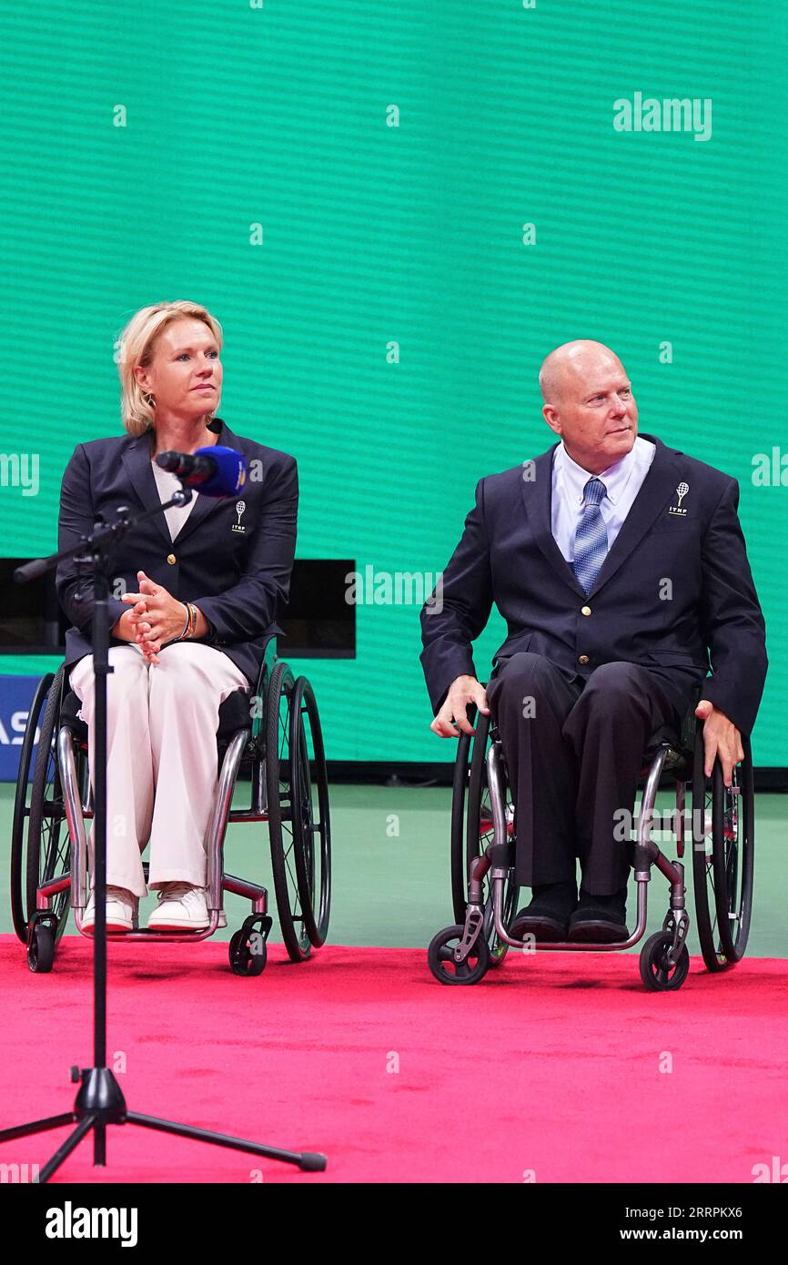 Wheelchair Tennis Athletes, Eshter Vergeer and Rick Draney during the ...