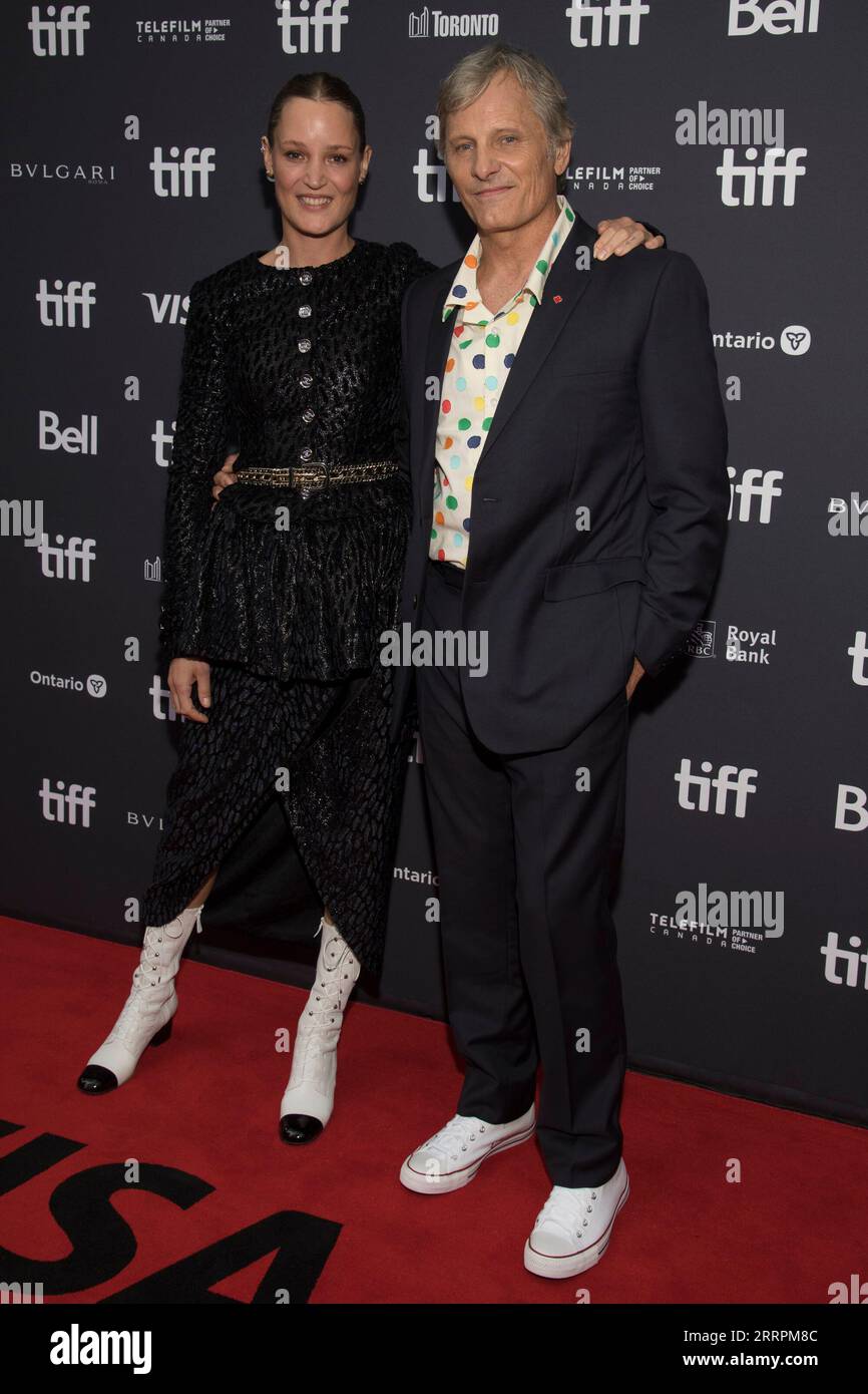 Toronto, Canada. 08th Sep, 2023. Vicky Krieps (L) and Viggo Mortensen ...