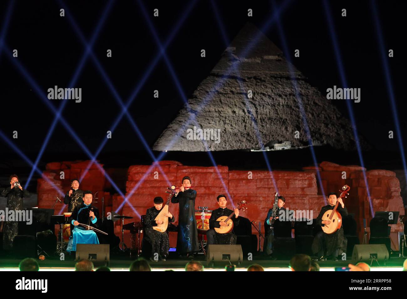 Egyptian musicians hi-res stock photography and images - Alamy