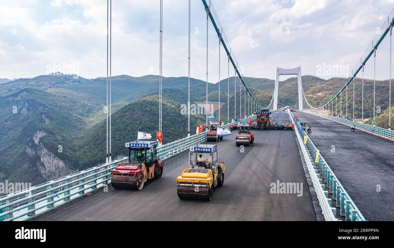 230404 -- JINSHA, April 4, 2023 -- This aerial photo taken on April 3 ...