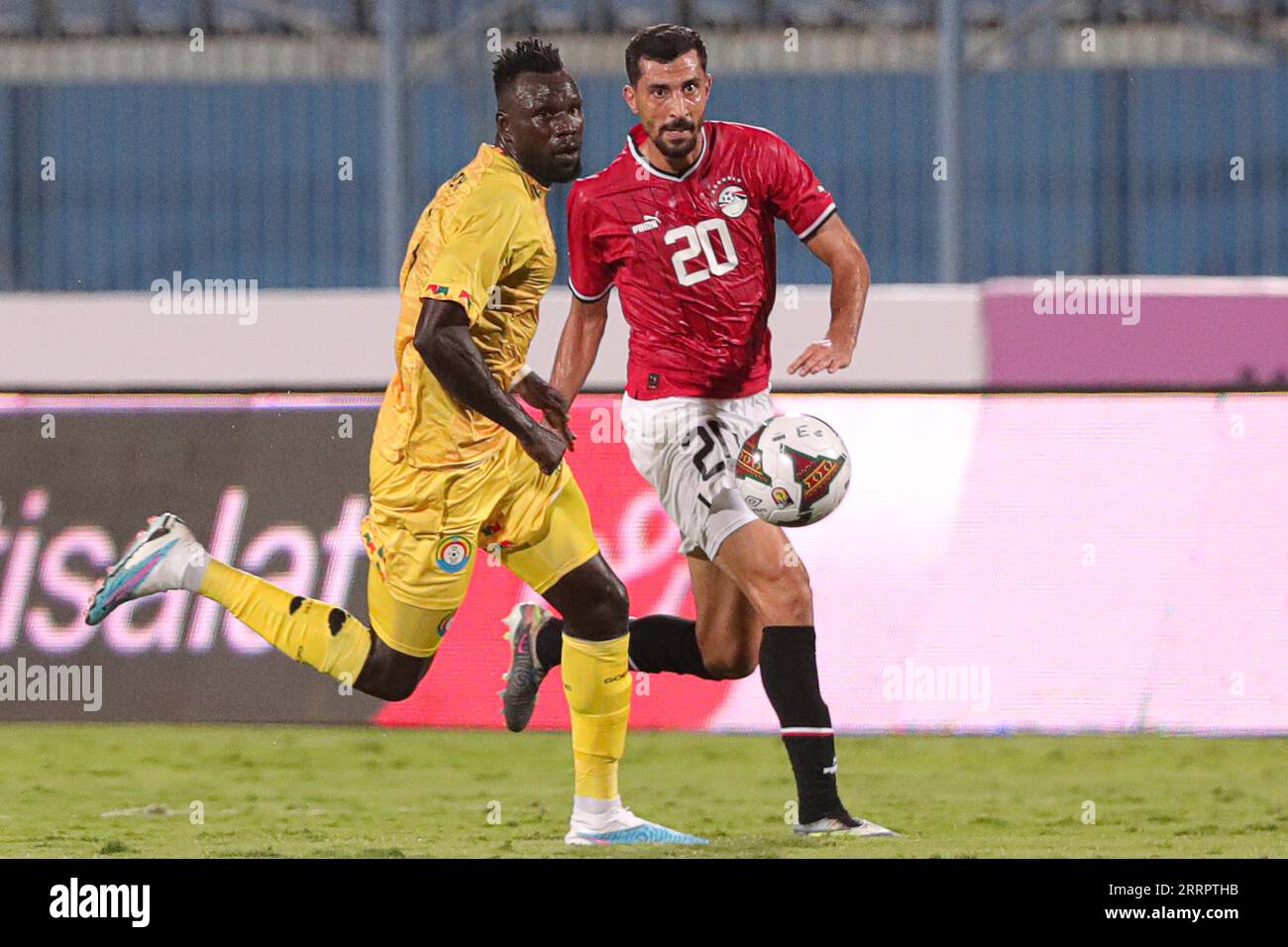 Cairo, Egypt. 8th Sep, 2023. Mahmoud Hamada Awad (R) of Egypt competes ...