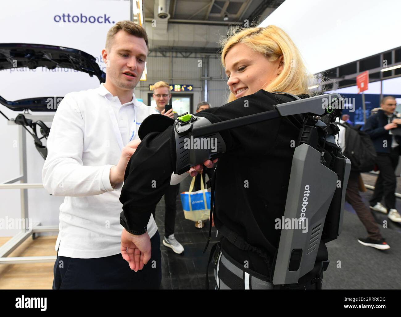 Exoskeleton solutions hi-res stock photography and images - Alamy