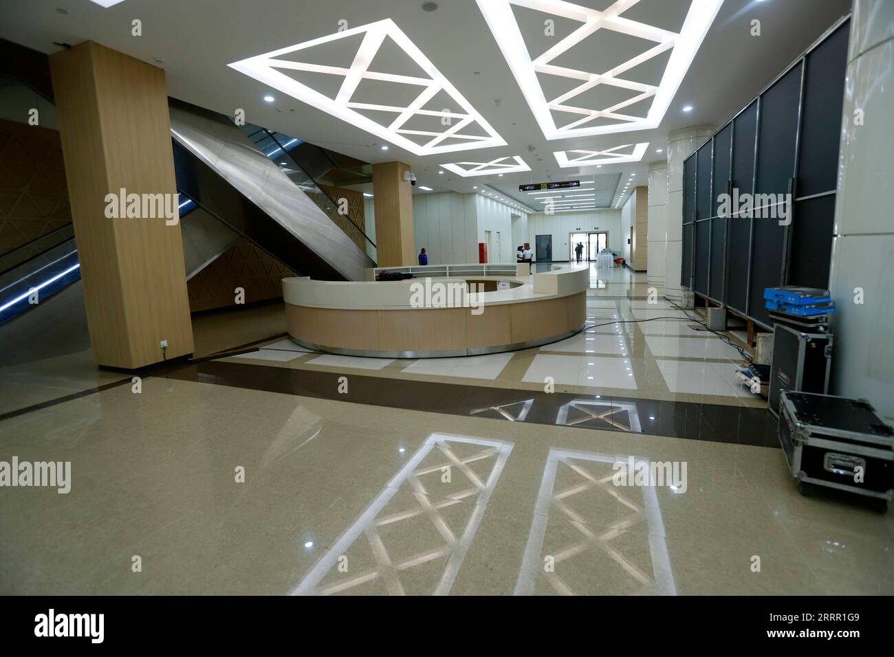 230425 -- COLOMBO, April 25, 2023 -- This photo taken on April 25, 2023 ...