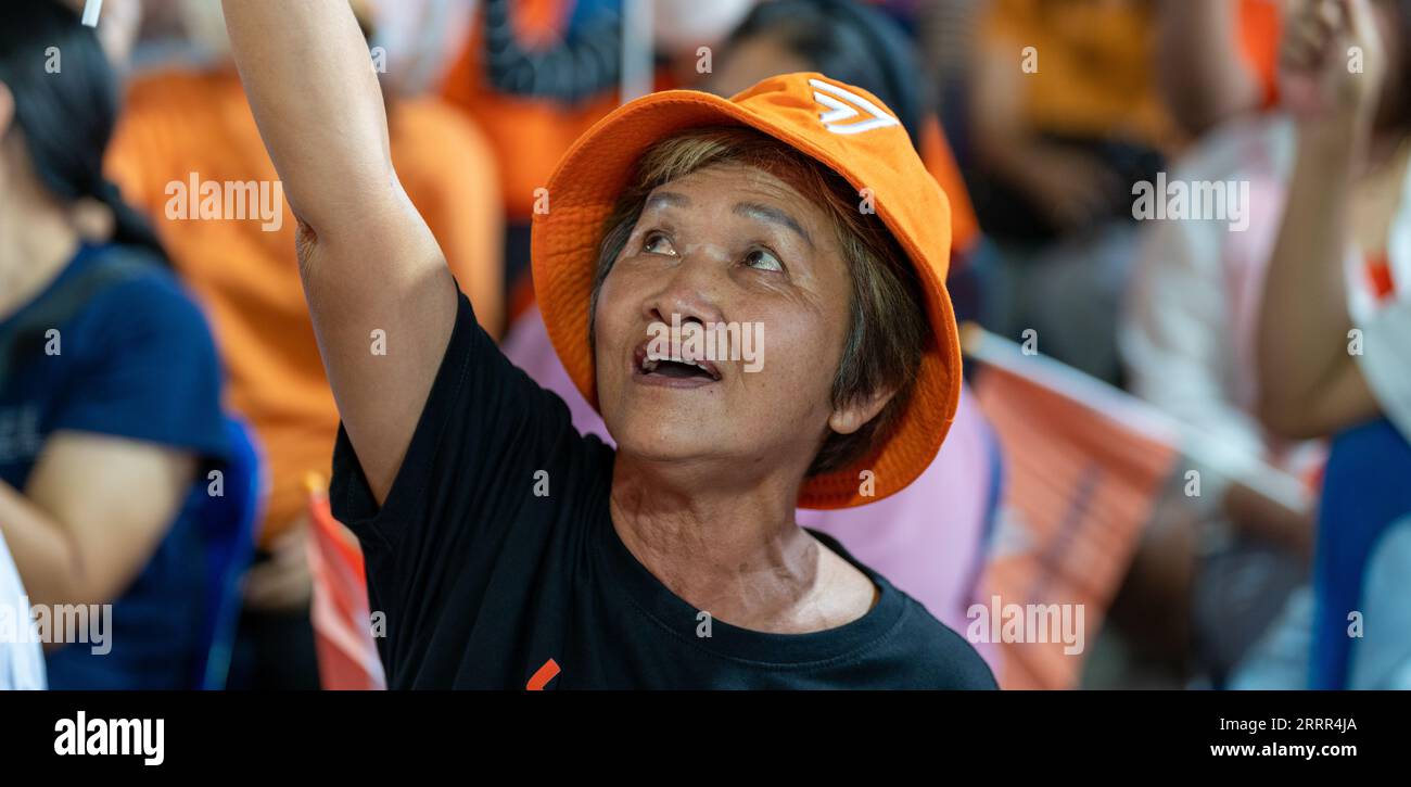Move Forward Party Election Campaign at Rayong - Sep 2023 Stock Photo ...