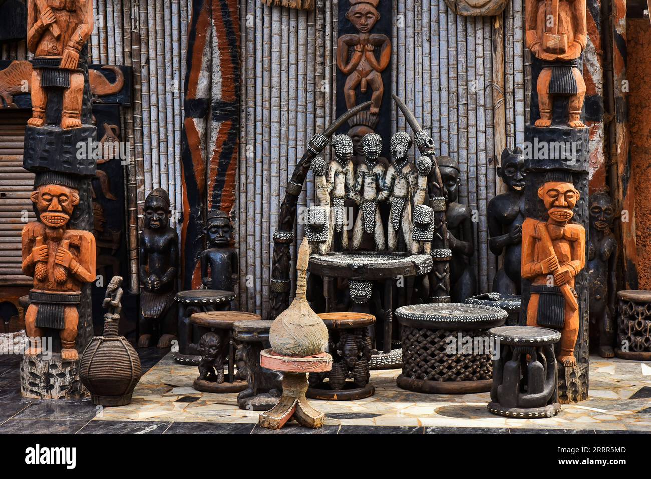 Chiefdom hi-res stock photography and images - Alamy