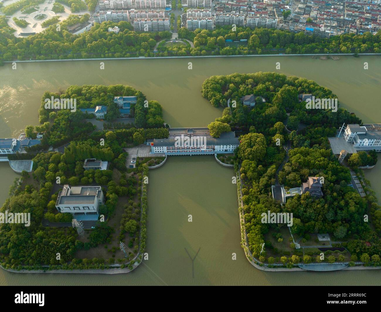 South north waterway china hi-res stock photography and images - Alamy