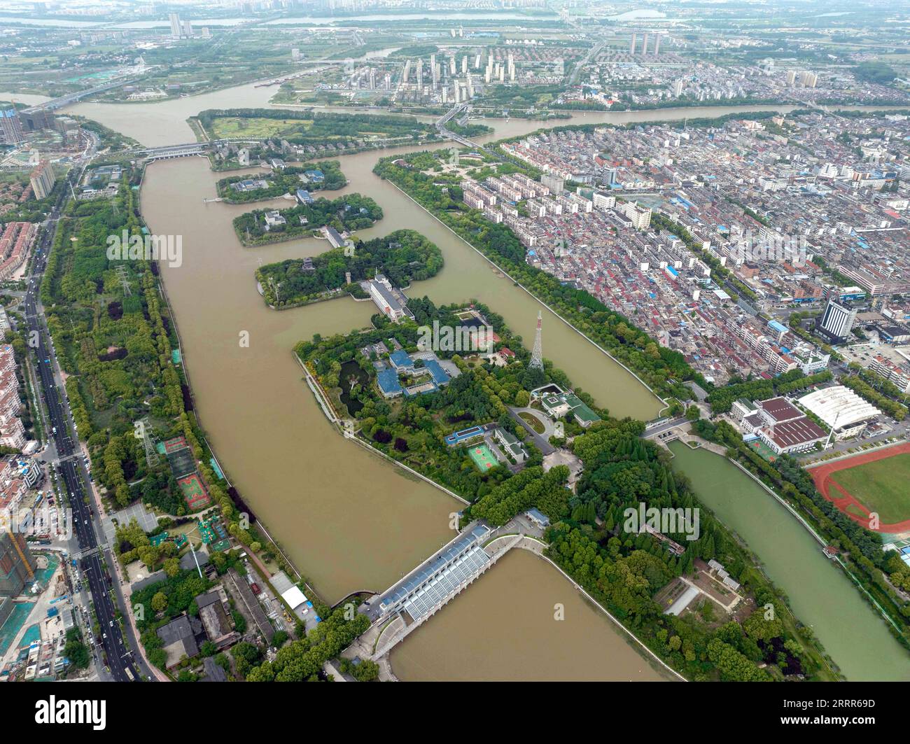 230508 -- YANGZHOU, May 8, 2023 -- This aerial photo taken on May 7 ...