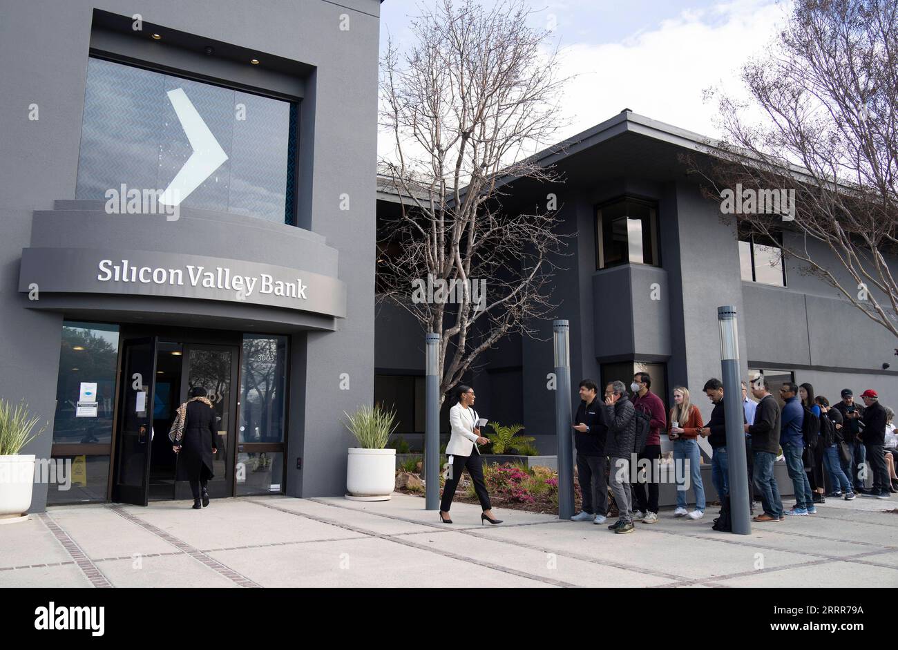 Svb banks hi-res stock photography and images - Alamy