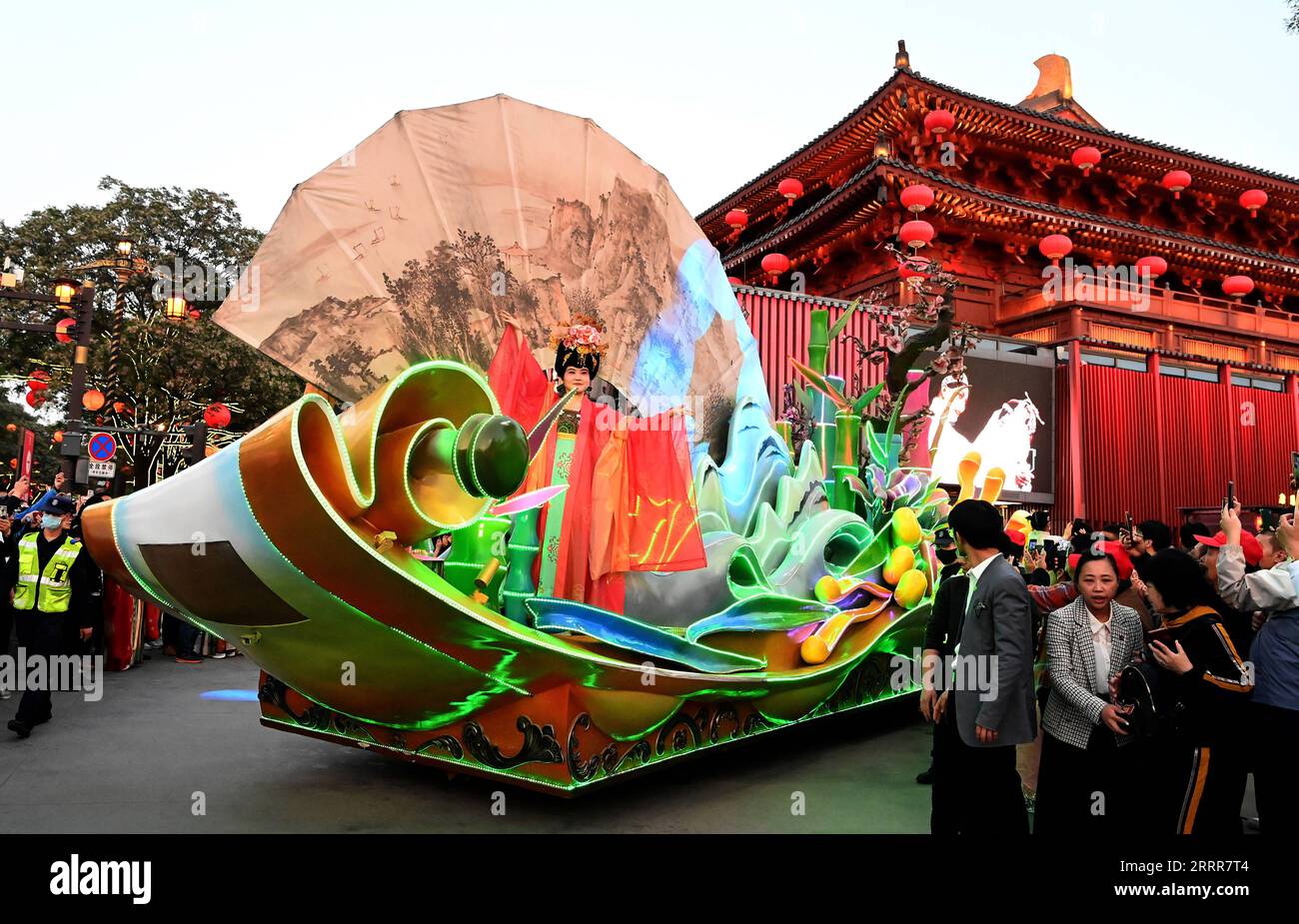 Grand tang dynasty everbright city hi-res stock photography and images ...