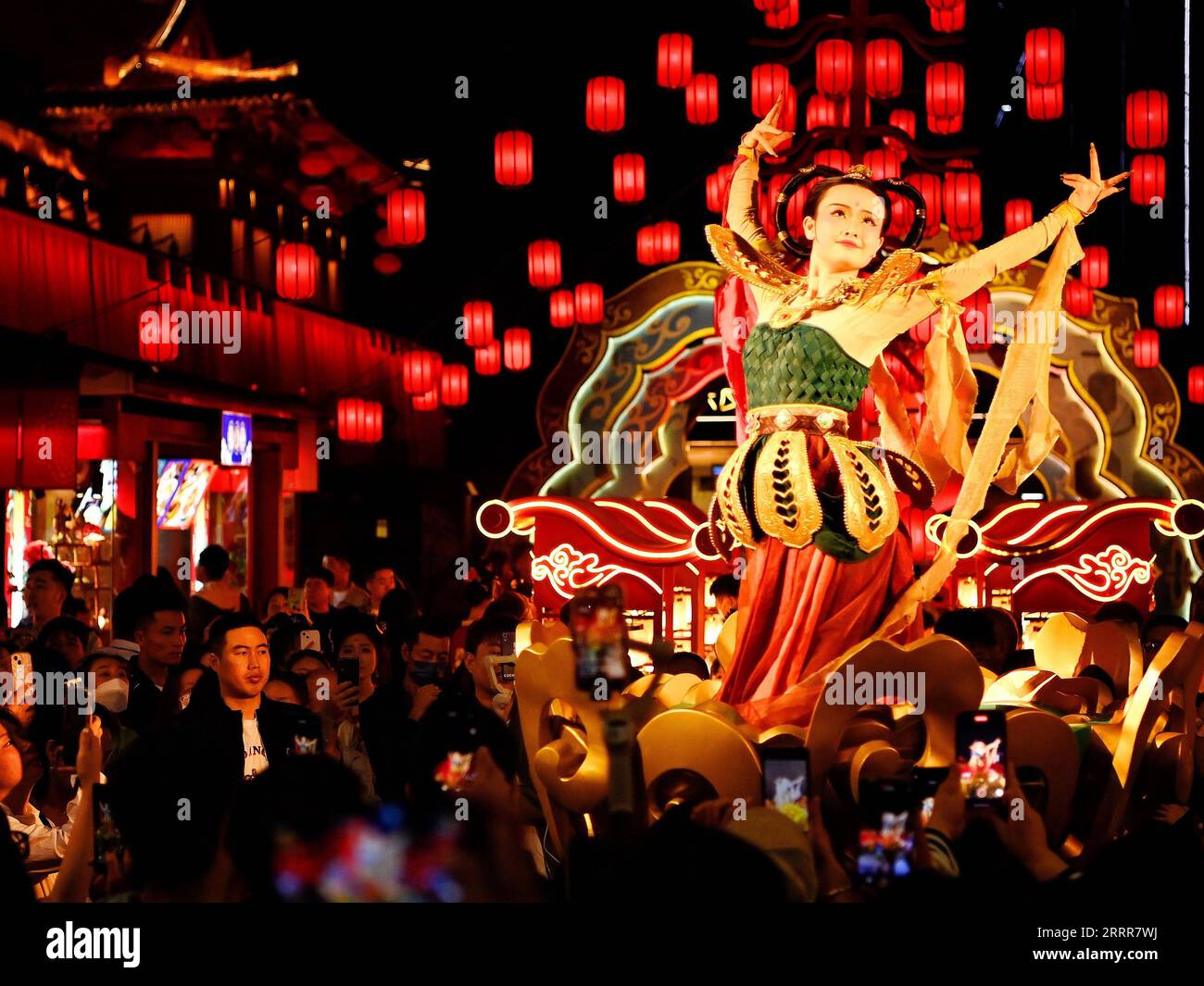 Grand tang dynasty everbright city hi-res stock photography and images ...
