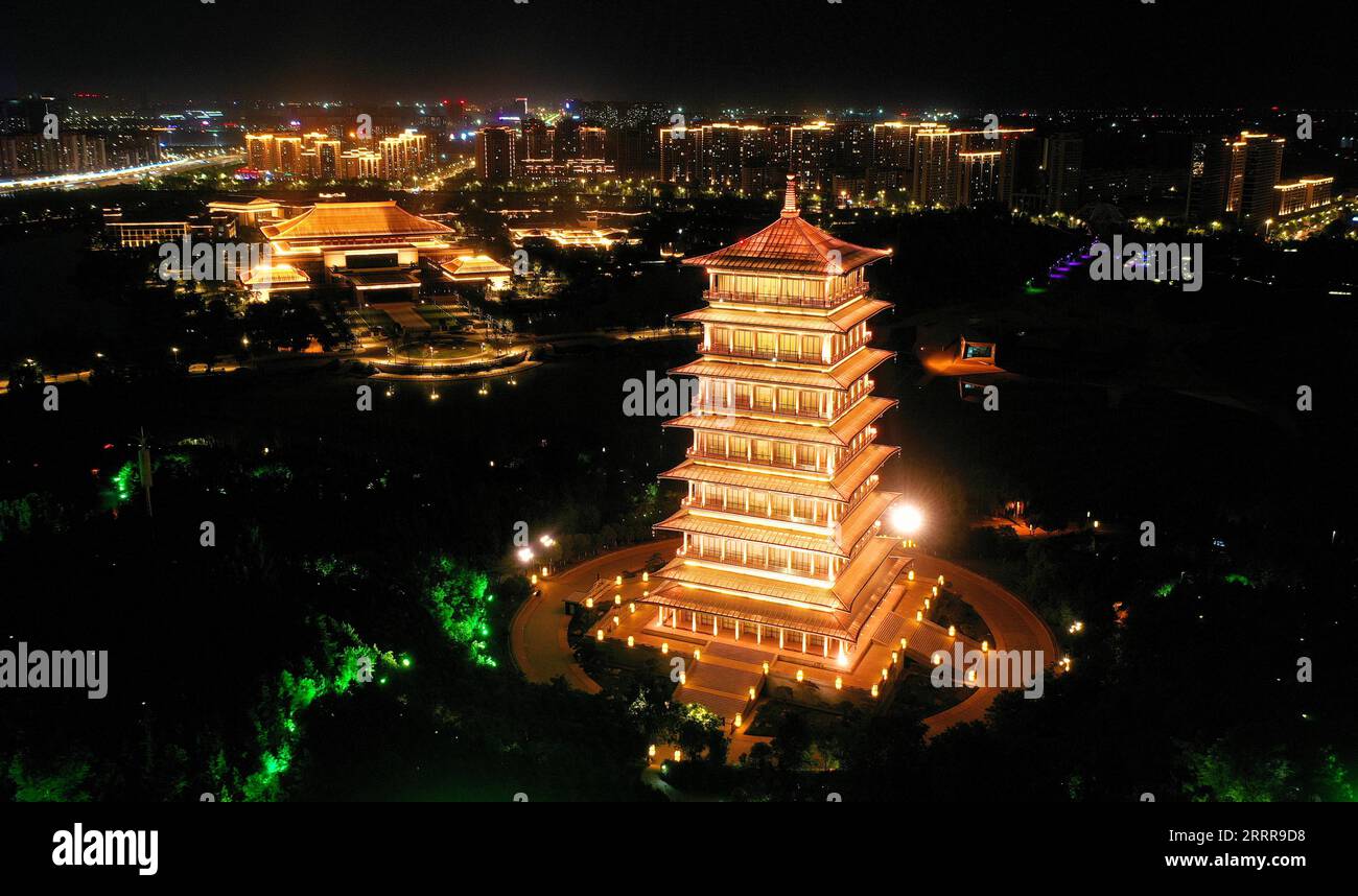 230517 -- XI AN, May 17, 2023 -- This aerial photo taken on May 1, 2023 shows a night view of ...