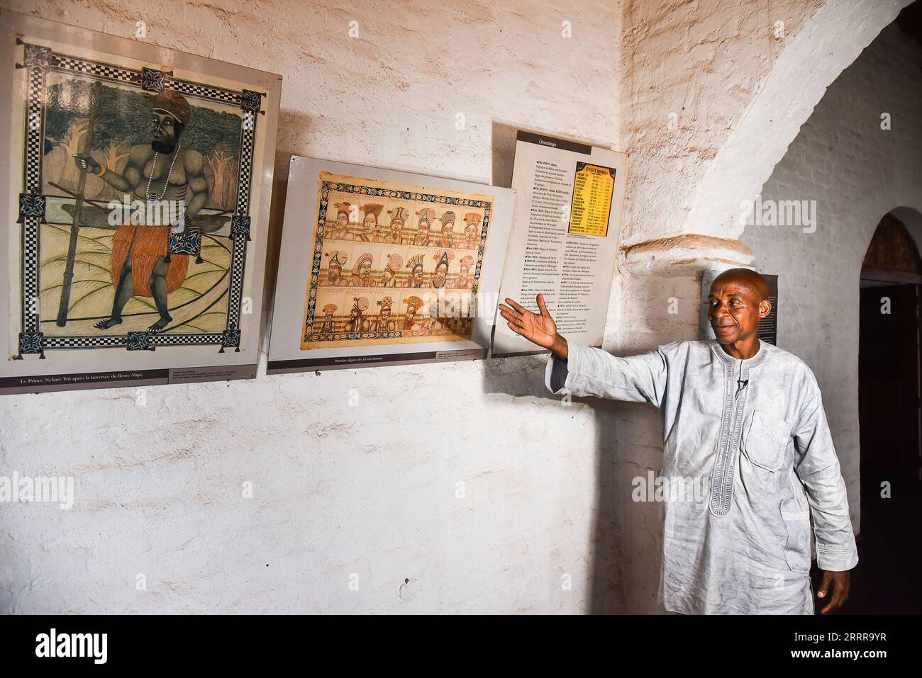 230518 -- YAOUNDE, May 18, 2023 -- A guide introduces Bamoun kings in ...