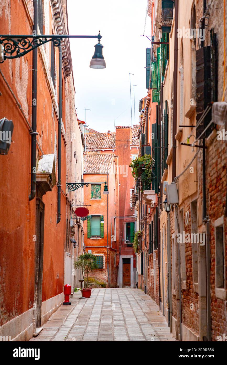 Venetian architecture hi-res stock photography and images - Alamy