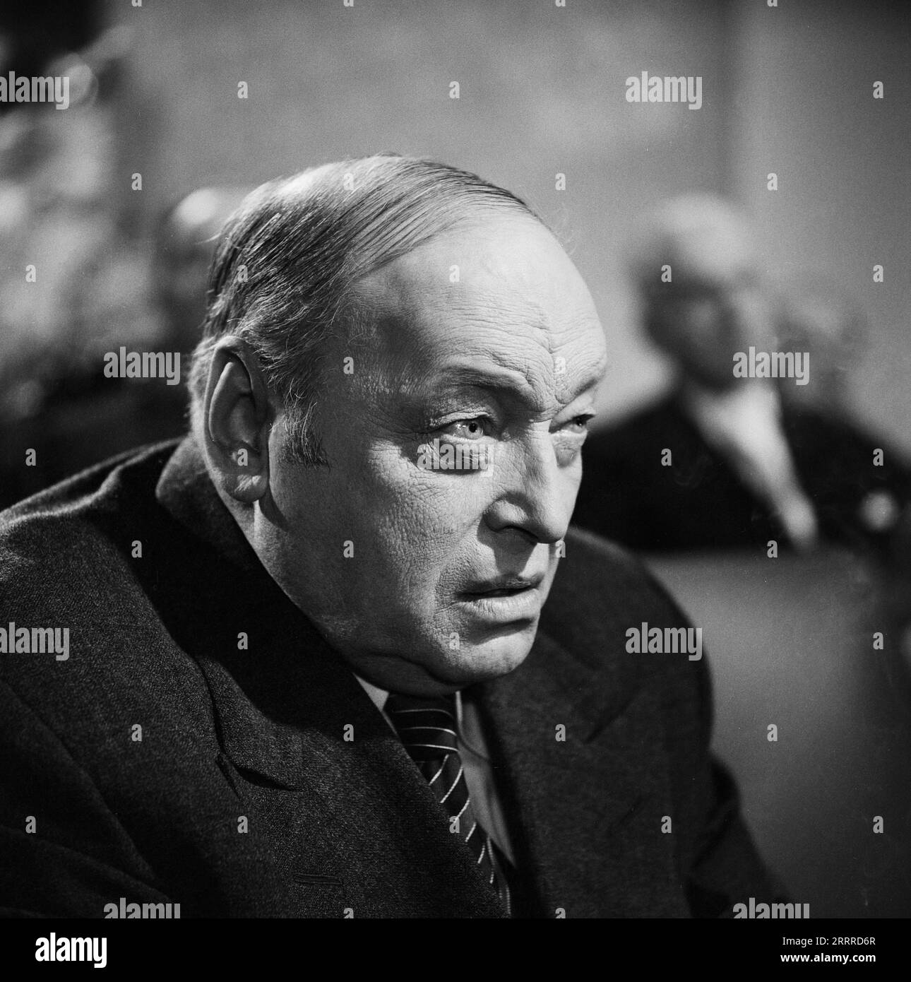 Sturm im Wasserglas, Spielfilm nach dem Bühnenstück von Bruno Frank ...