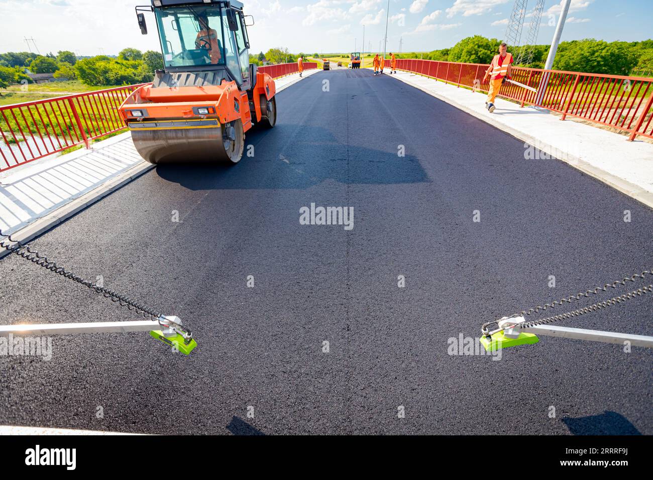 Ultrasonic grade, slope, non-contact sensor, (multiplex) sensing ...