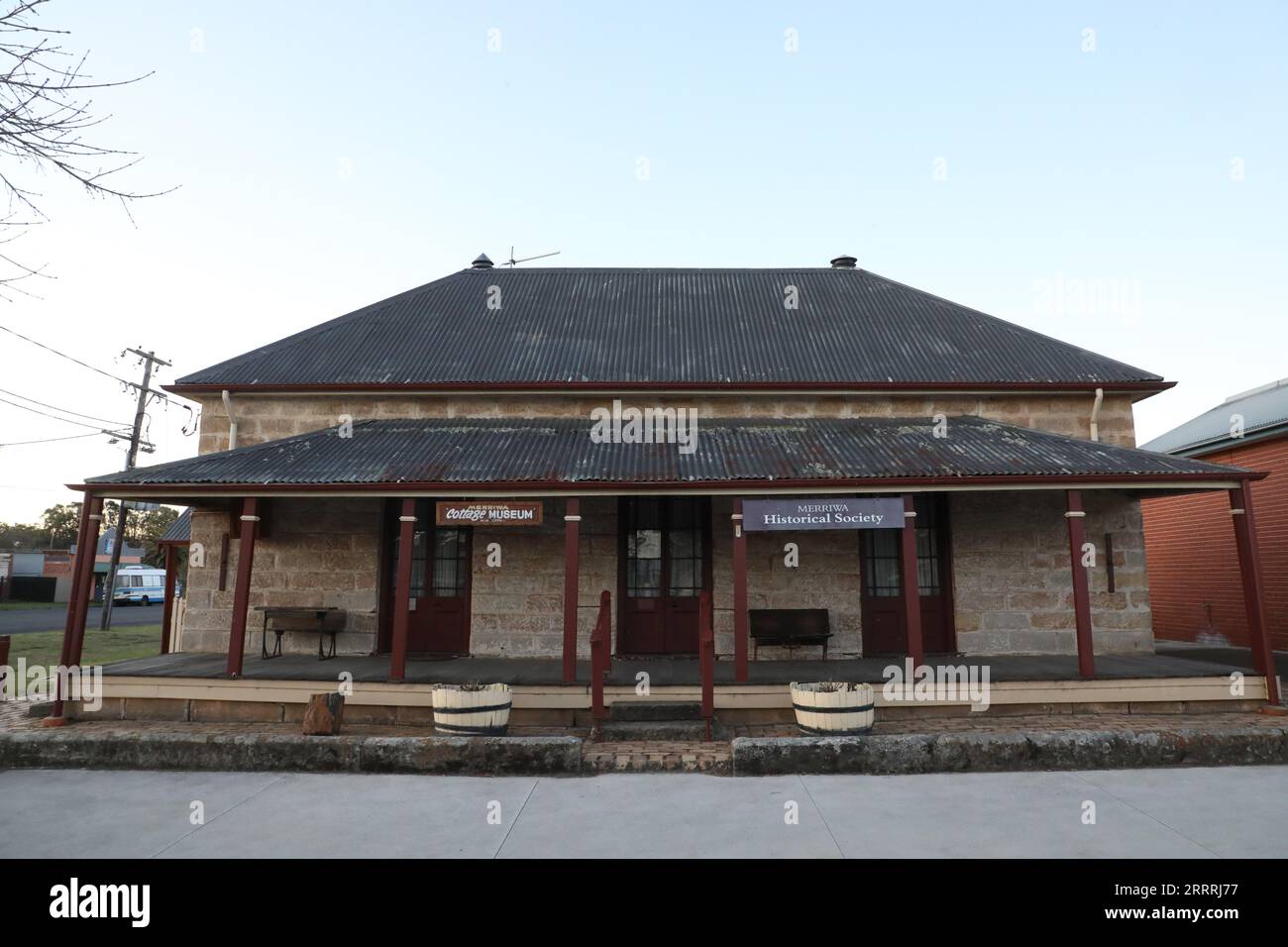 Australian colonial cottage hi-res stock photography and images - Alamy