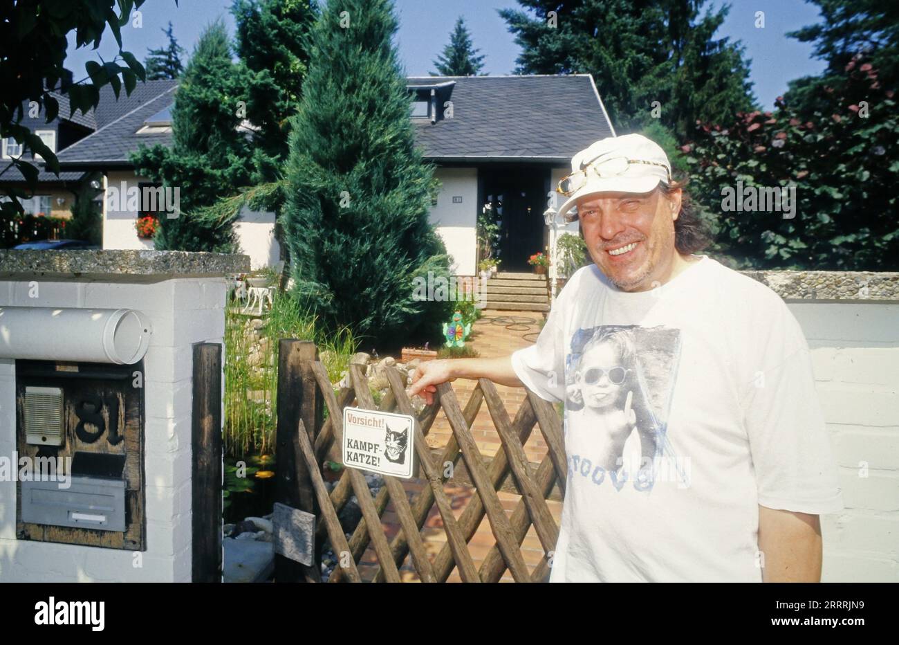 Gitarrist und Sänger Dieter "Quaster" Hertrampf (?) von den Puhdys ...
