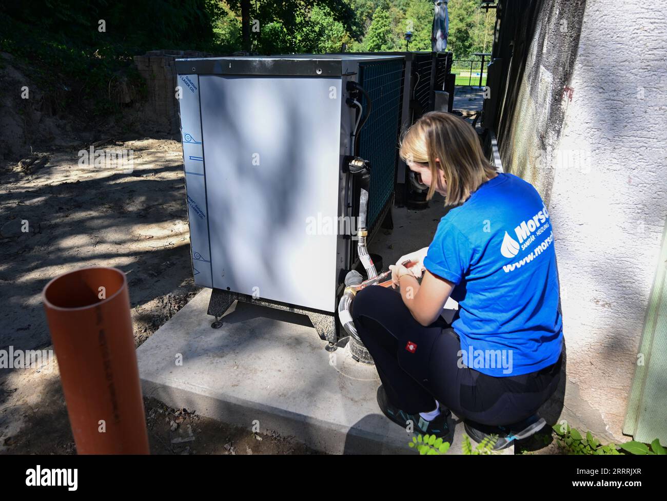 Plankstadt, Germany. 05th Sep, 2023. Antonella Menrath, an employee in ...