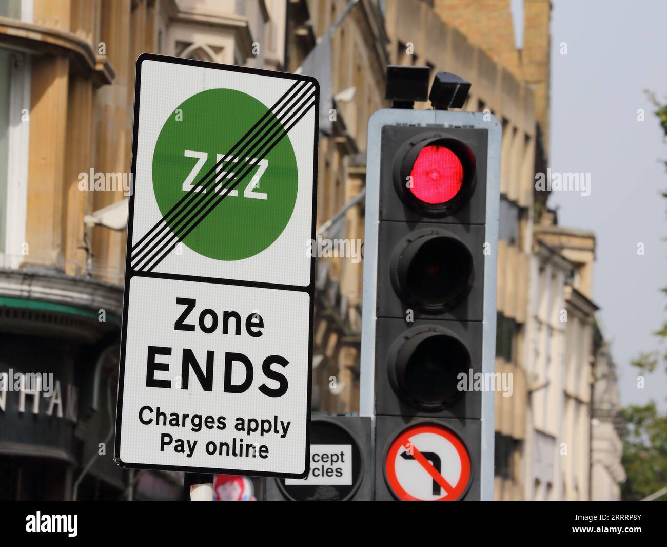 Traffic sign indicating end of zero emission zone (ZEZ) in Oxford, UK ...