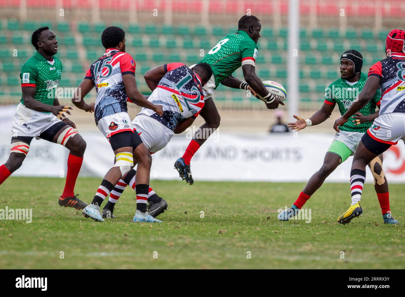 Under 20 hi-res stock photography and images - Alamy