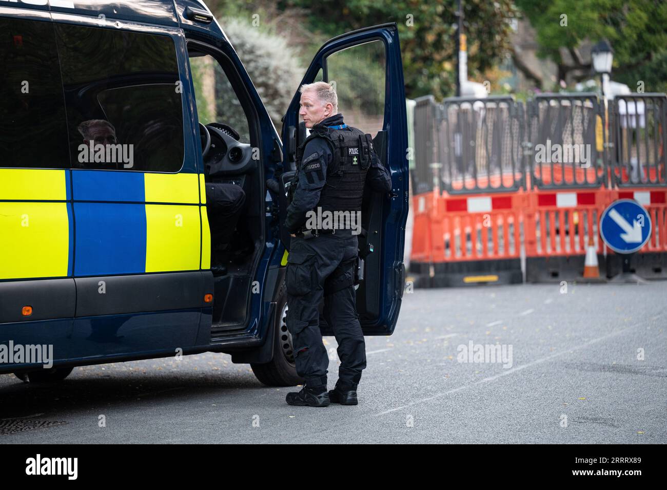 Police in the Chiswick area in west London as the hunt for terror ...