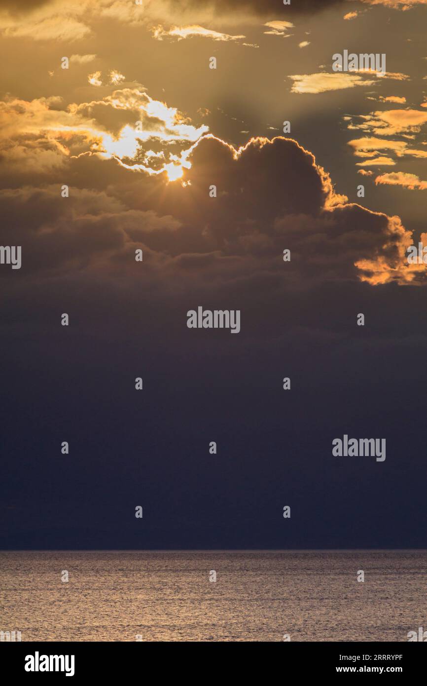 Cloud silver lining landscape hi-res stock photography and images - Alamy