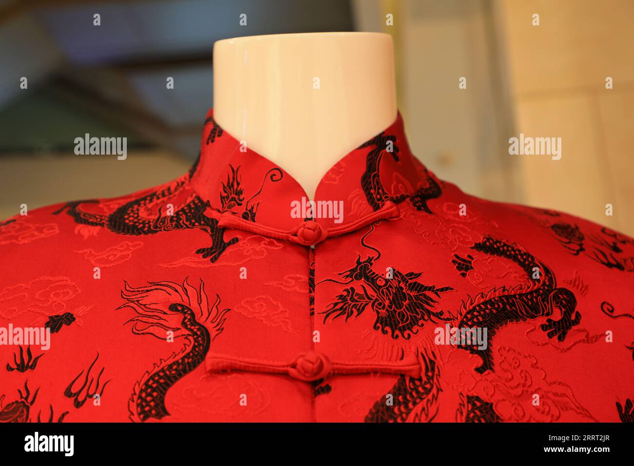 Chinese neckline hi-res stock photography and images - Alamy