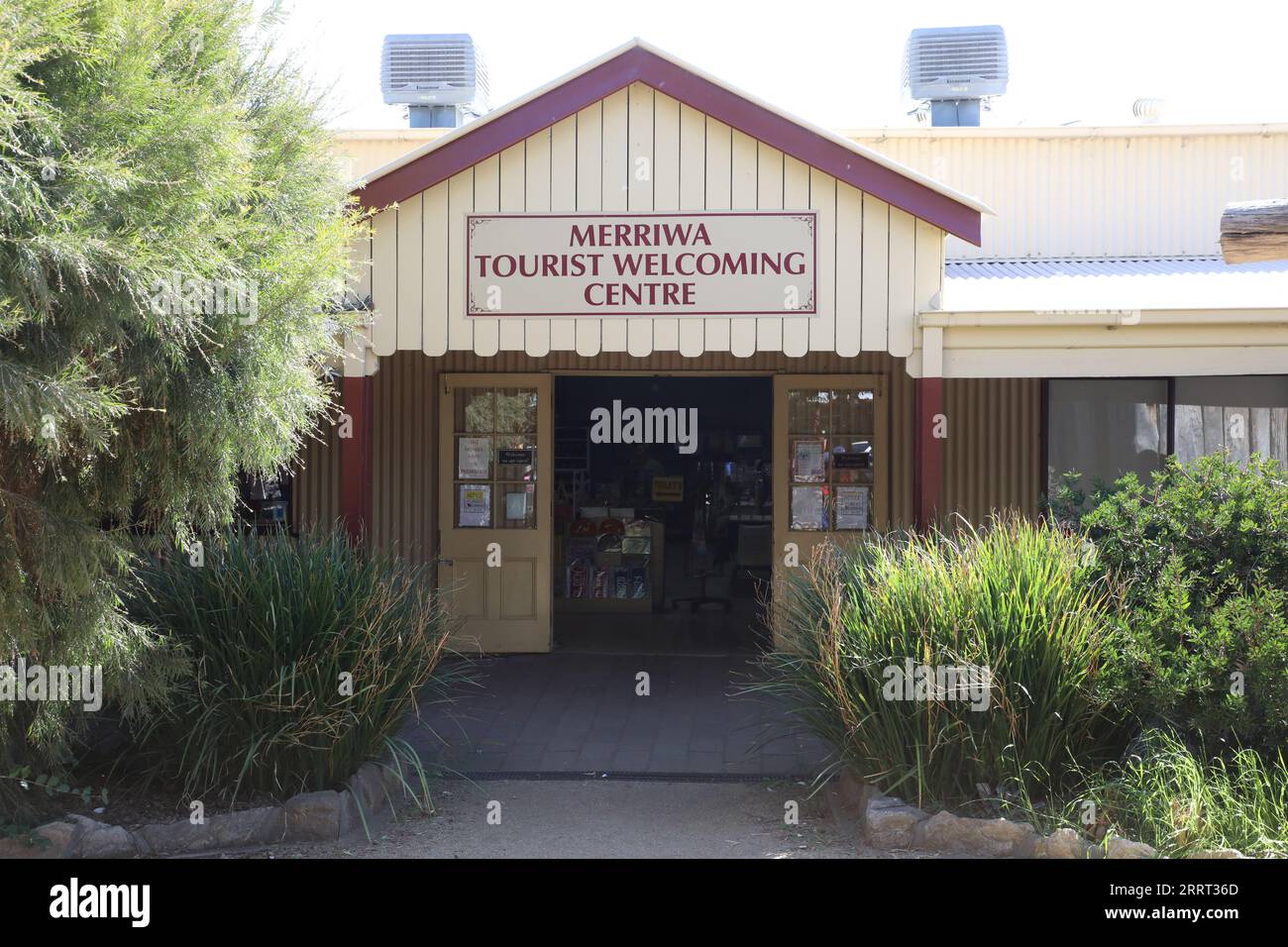 New south wales tourist information hi-res stock photography and images ...