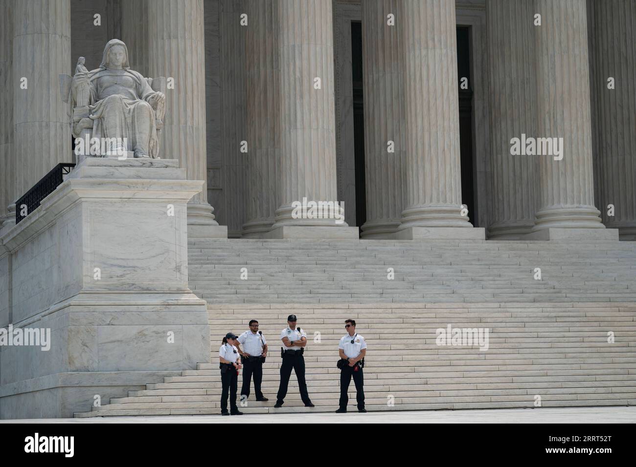 Harvard university police hi-res stock photography and images - Alamy