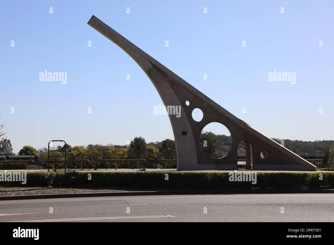 Singleton Sundial, tourist attraction in Singleton, New South Wales ...