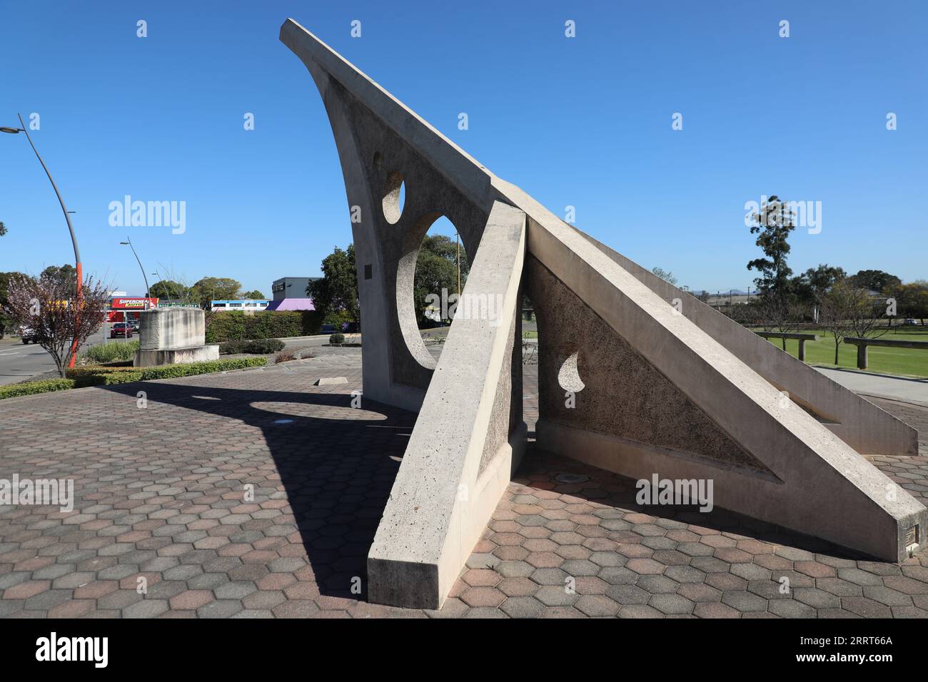 Australia singleton sundial hi-res stock photography and images - Alamy