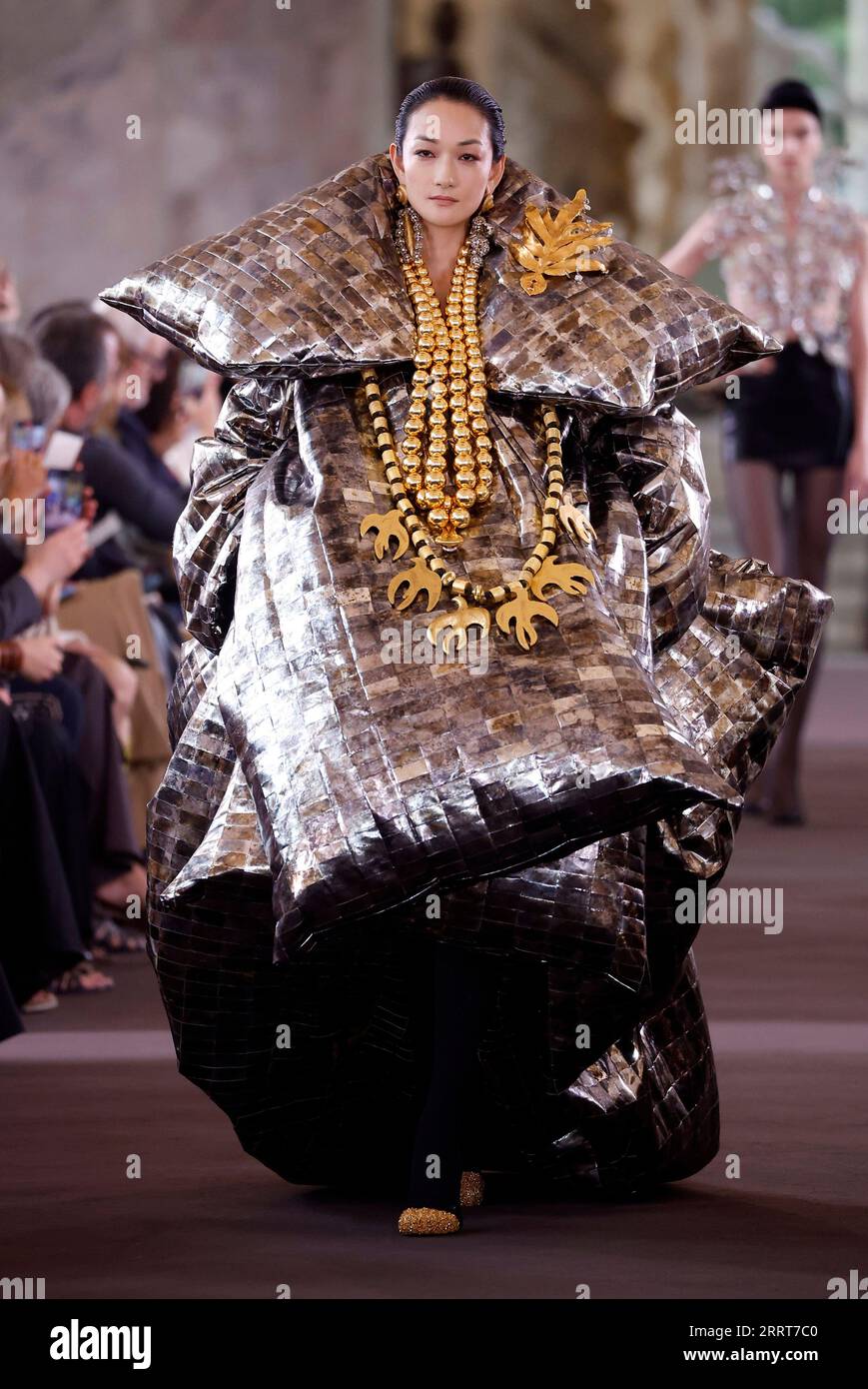 Schiaparelli autumn winter 2023 2024 hi-res stock photography and ...