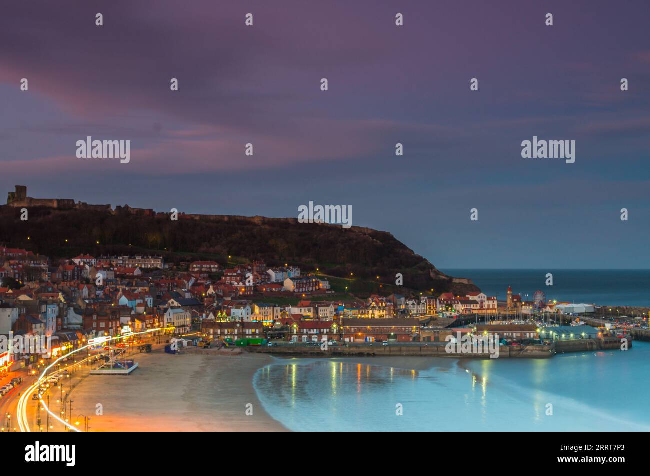 Scarborough at night hi-res stock photography and images - Alamy