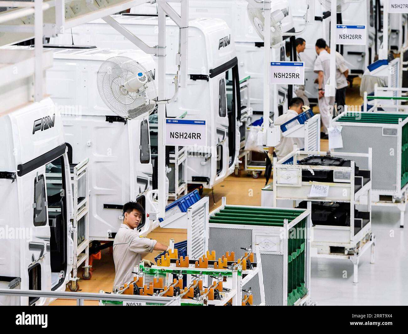 Leading auto manufacturer hi-res stock photography and images - Alamy